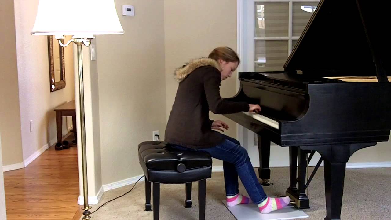 Anne Ziegler, Pianist - YouTube