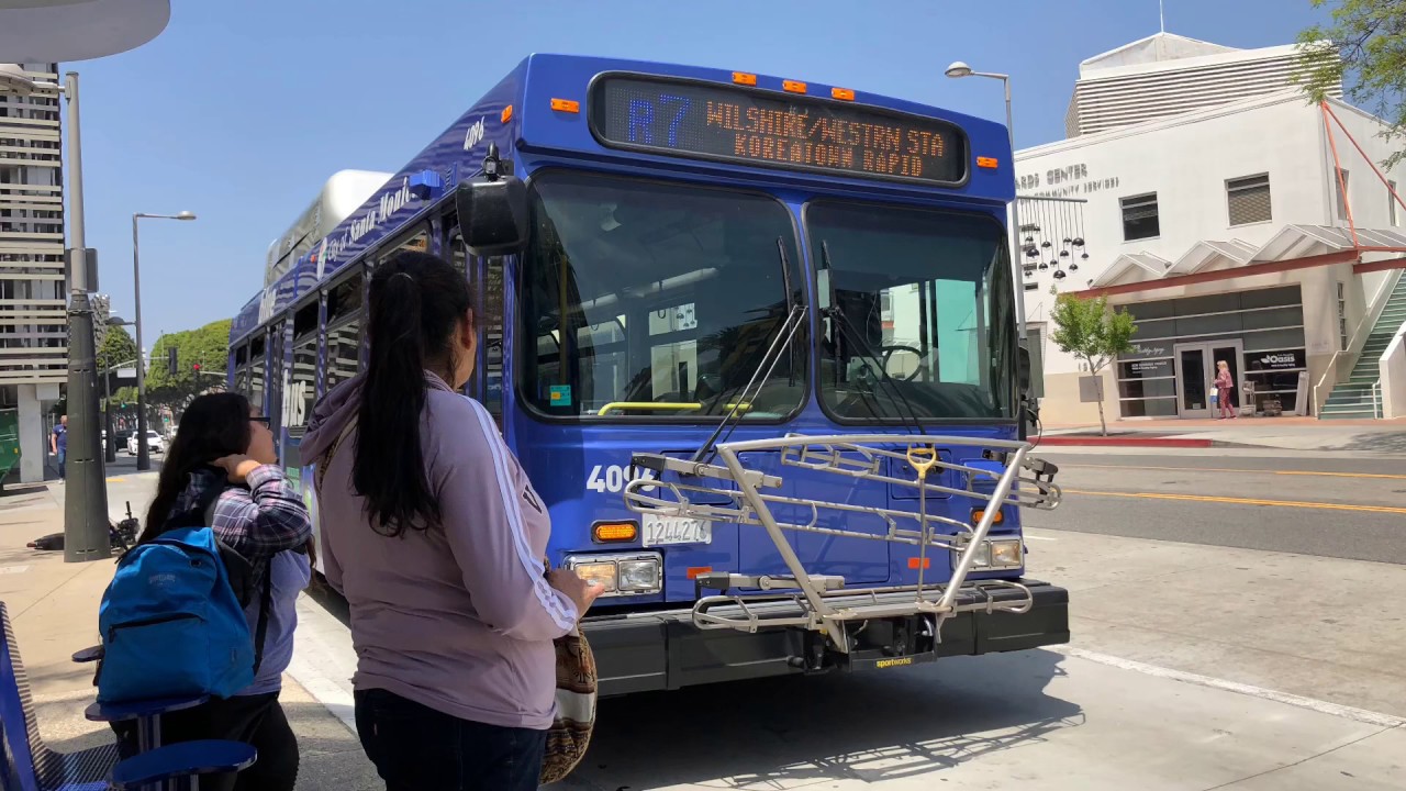 Santa Monica Big Blue Bus 2006 New Flyer L40LF #4096 - YouTube