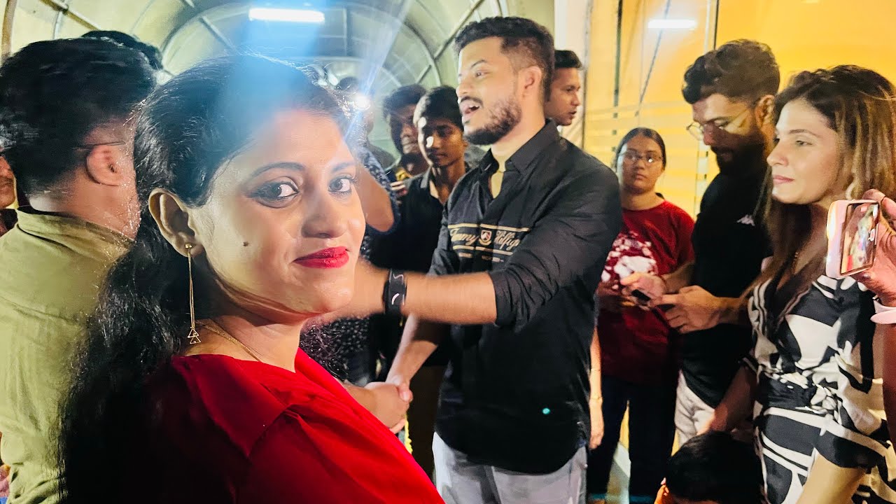 Grand meet-up#insideout - YouTube