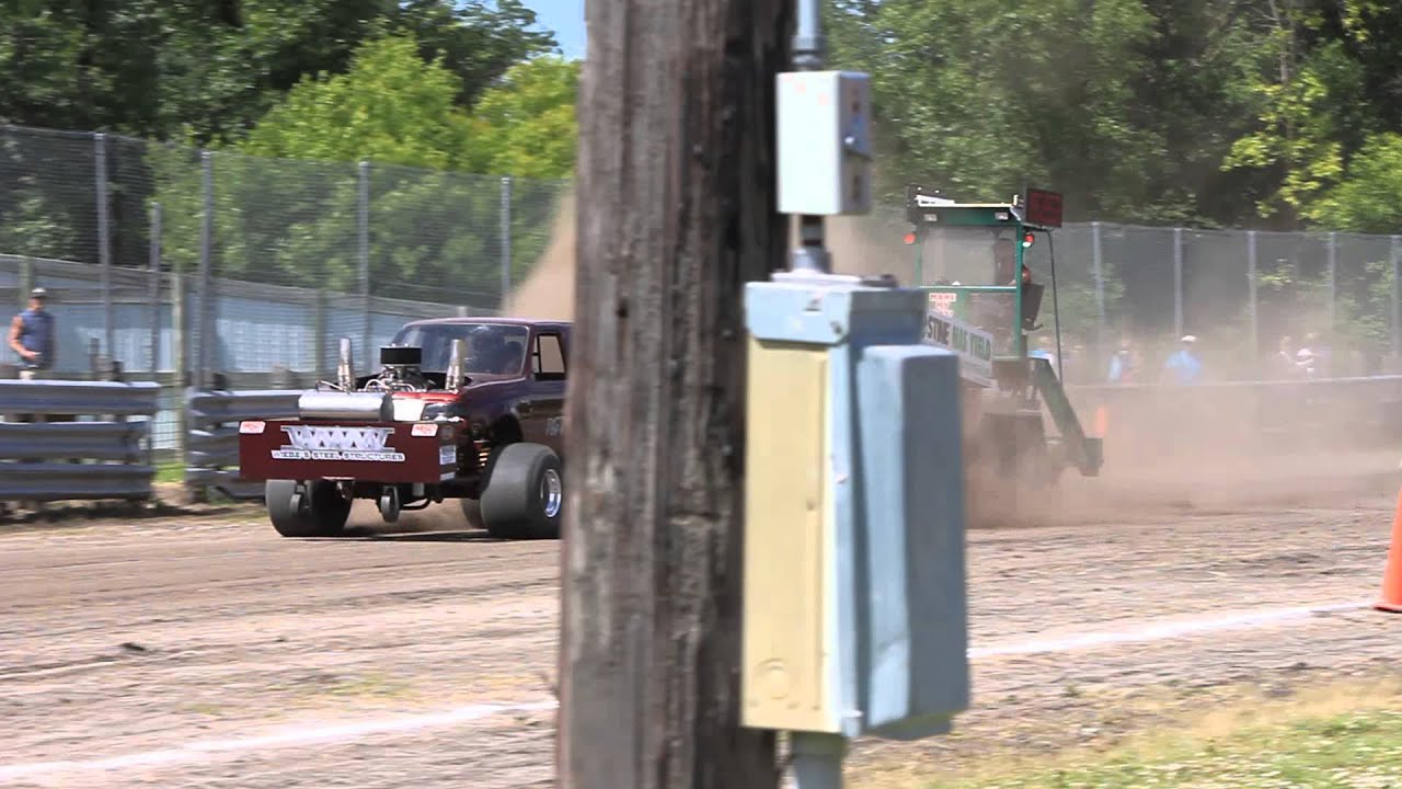 Barry Wiebe, the L'il Guy, warren mn, August 2014 - YouTube