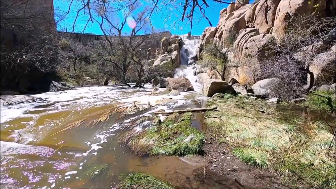 Arizona Waterfall Hiking on the Flume Trail at Watson Lake Granite ...