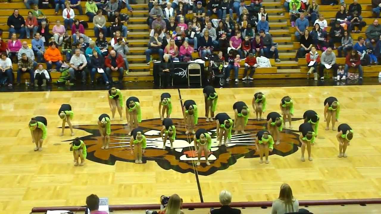 Glenwood Just For Kix - Mini/Middle Jazz - "Lost" - YouTube