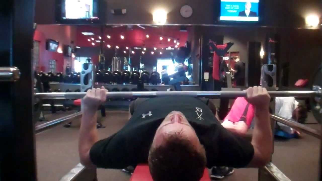 100lb bench press max reps - YouTube