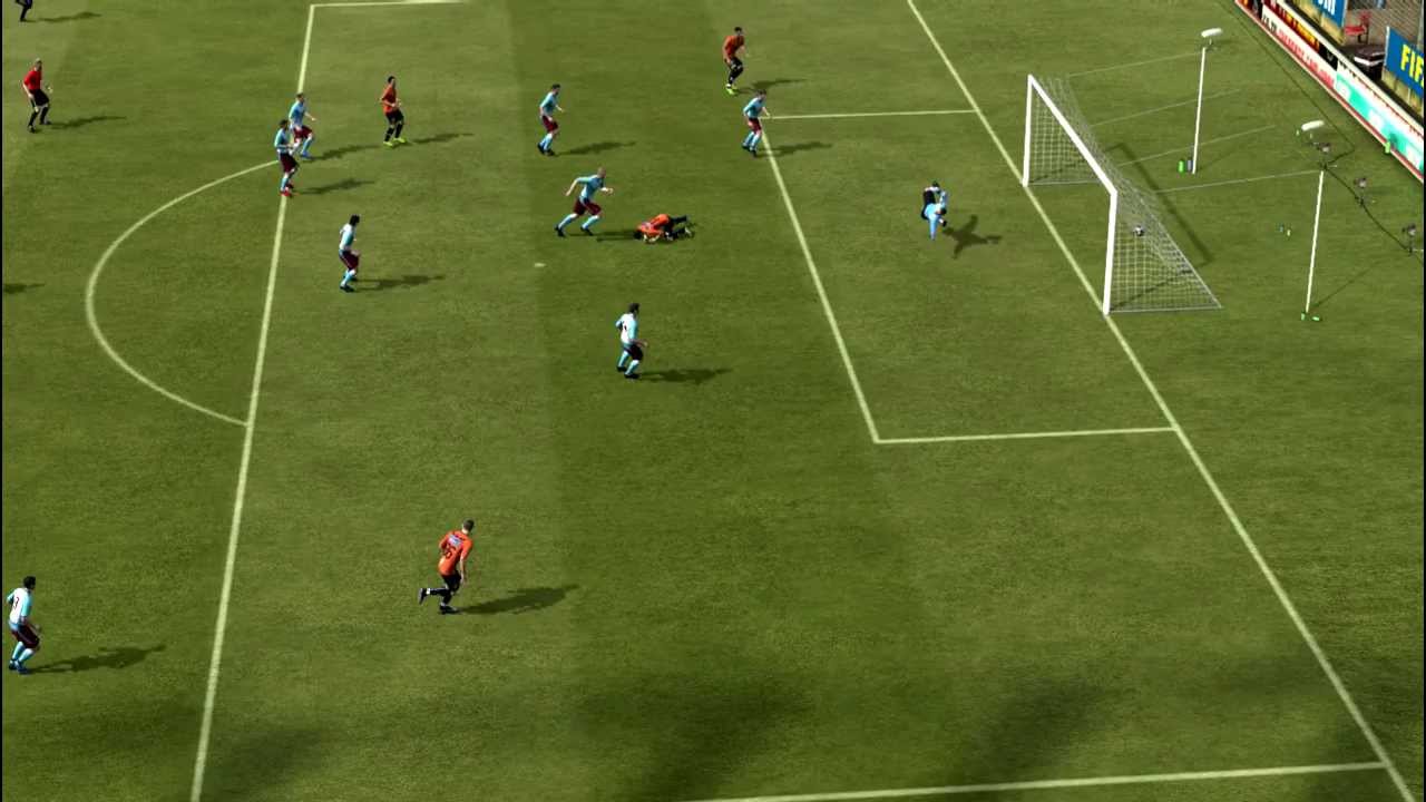 Fifa 12 - Messi scissors kick - YouTube