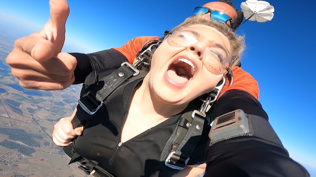 Mom Skydiving - Scared To Death!! - YouTube