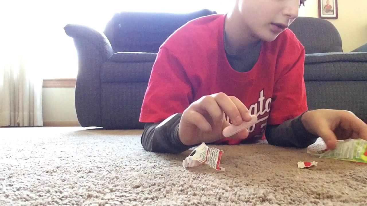 Warhead Fun Dip - YouTube