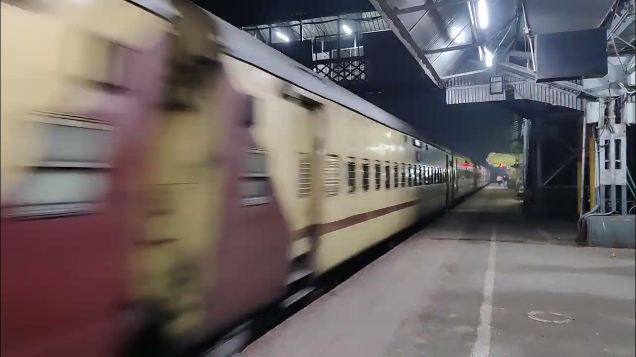 13009 Doon Express Thrashing Bhadreswar YouTube 13009-doon-express-thrashing-bhadreswar-youtube