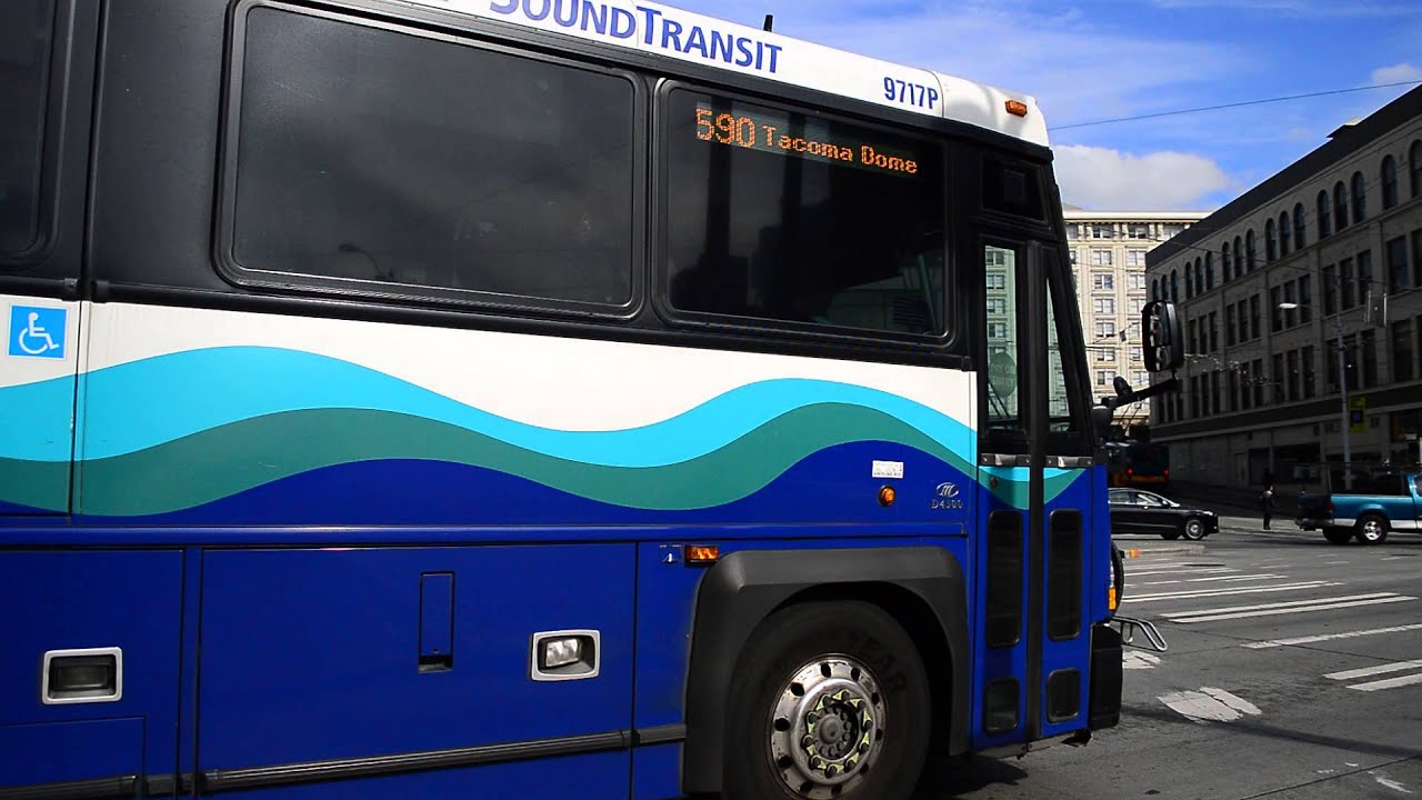 Sound Transit 2007 MCI D4500CL 9717 On The 590 @ 2nd Avenue South ...