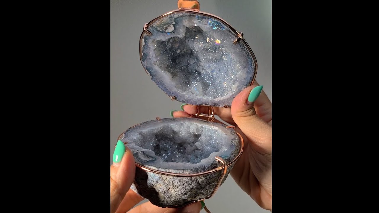 Aura-coated agate geode jewelry box with sparkly bubble druzy - AG131 ...
