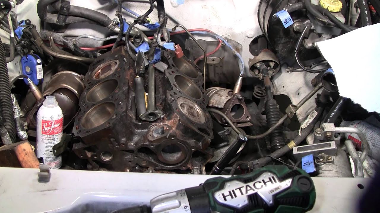 2002 Nissan Xterra VG33E Rebuild Step by Step Part 66 - Cleaning The ...