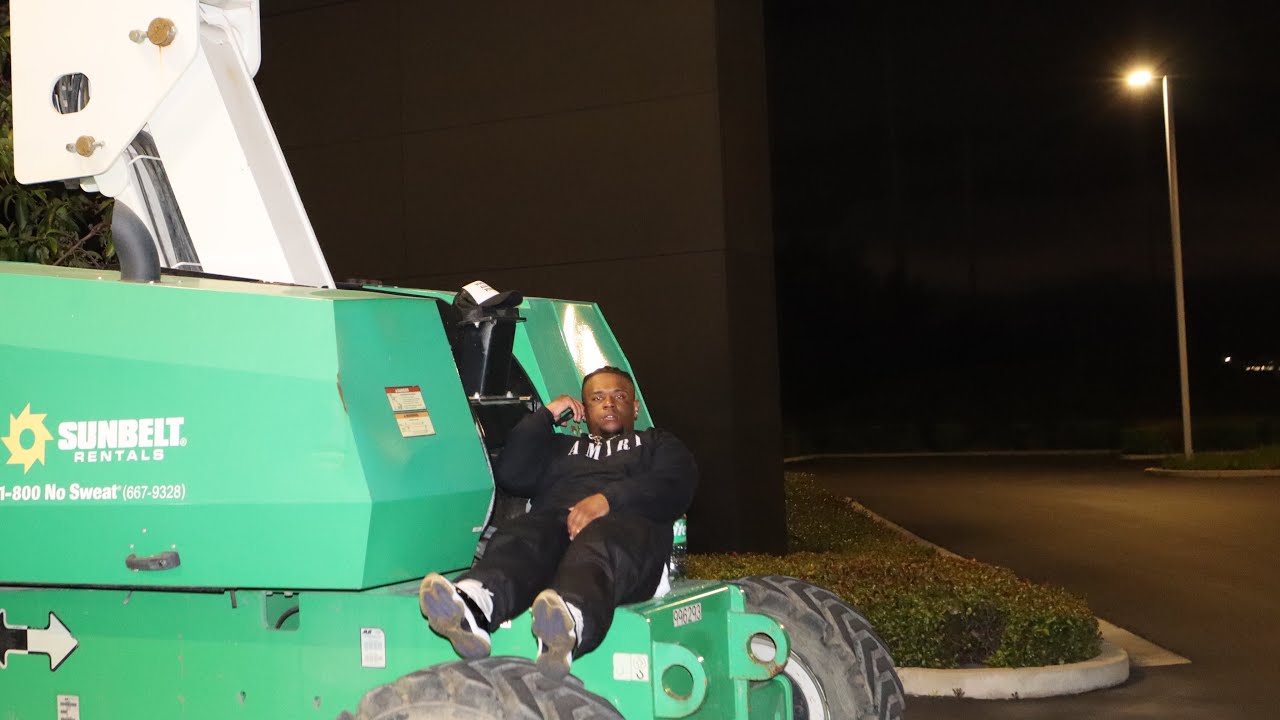 King Kosa - Finally Rollin Joint (Official Music Video) - YouTube