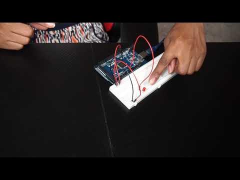 TechBaeLoading Diaries 👩🏾‍💻 Entry: 2 (Part 2) Blinking Arduino - YouTube