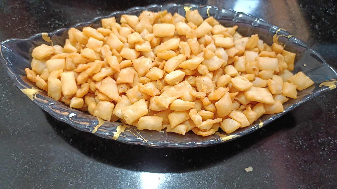 "CheeseLings: The Ultimate Crunchy Snack !" - YouTube