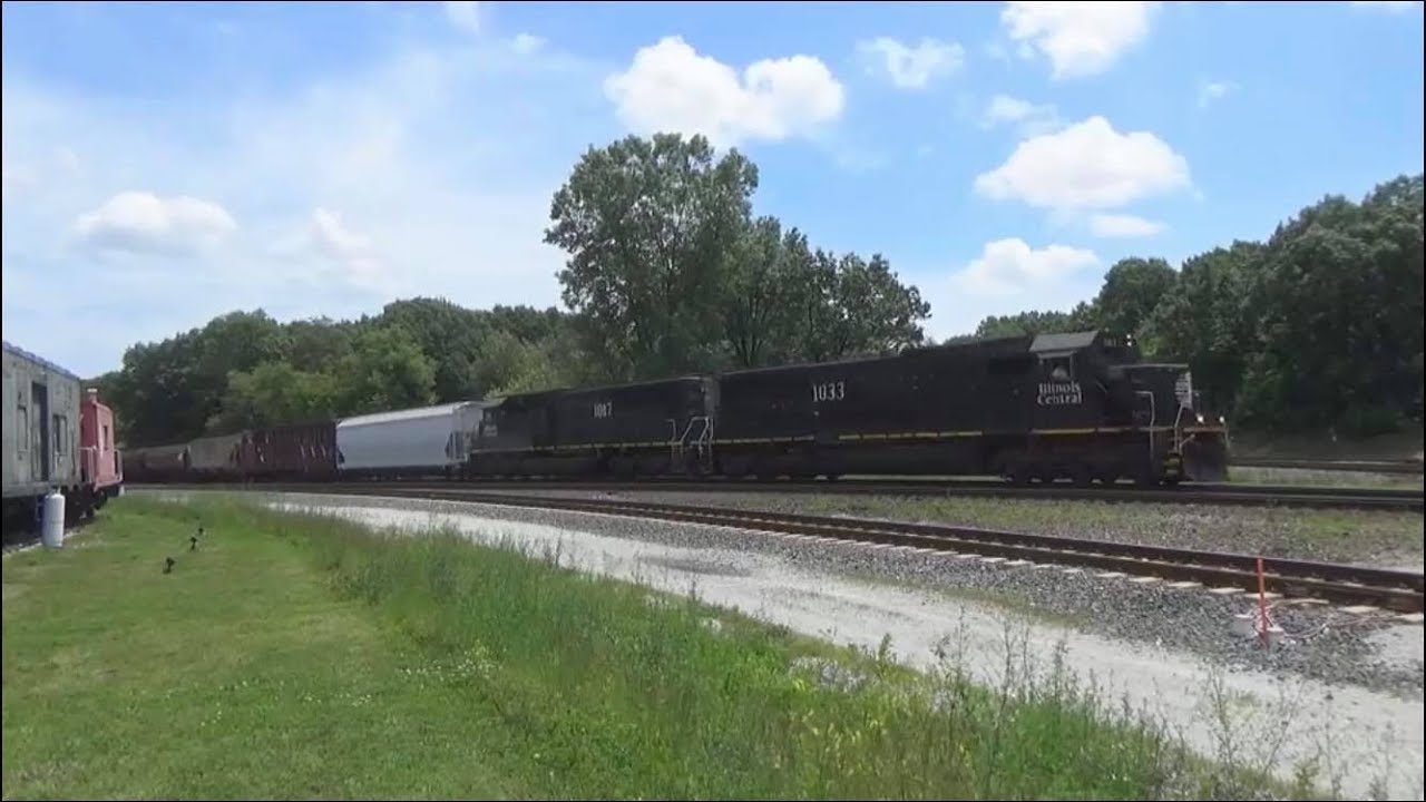 Railfan Pit Stop: Griffith,Indiana - YouTube