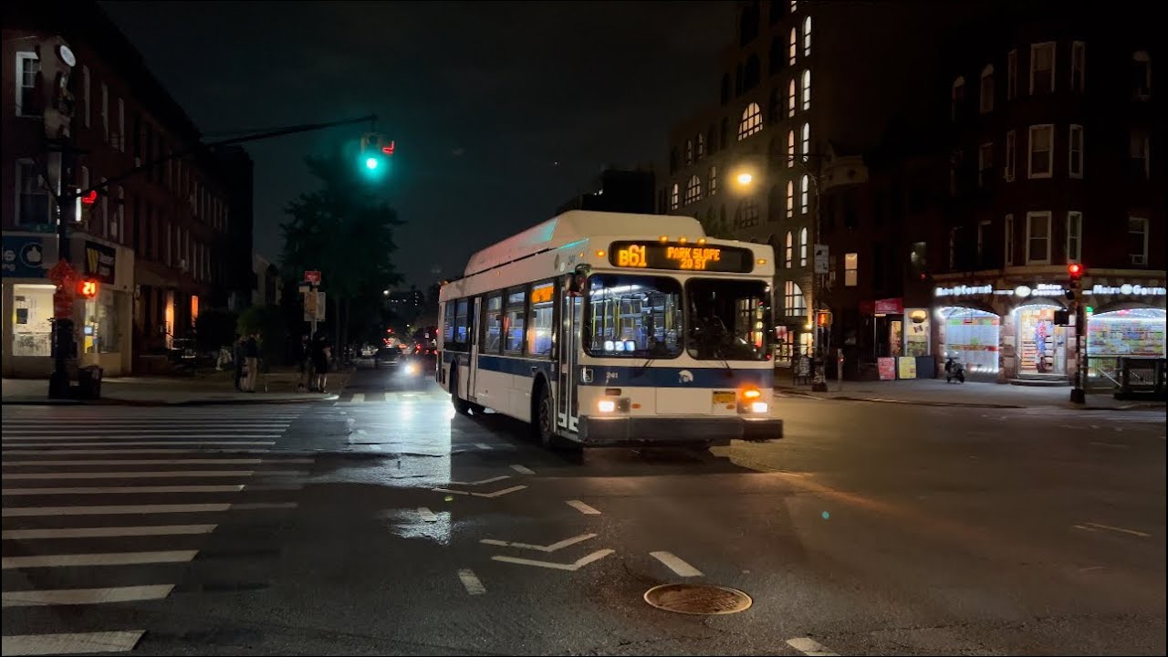 MTA New York City Bus 2011-13 New Flyer Industries C40LF 241 on Route ...