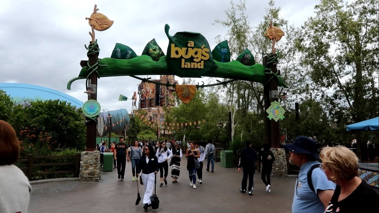 a bug's land Walkthrough California Adventure - YouTube