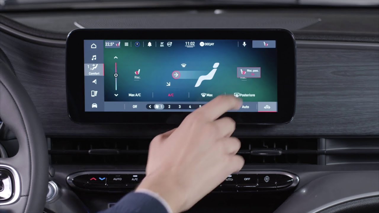 New Fiat 500e Infotainment System - YouTube