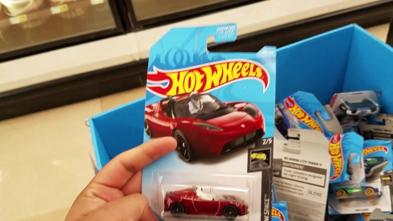 Hot Wheels Tesla With Starman + Another D100 Red Edition - YouTube