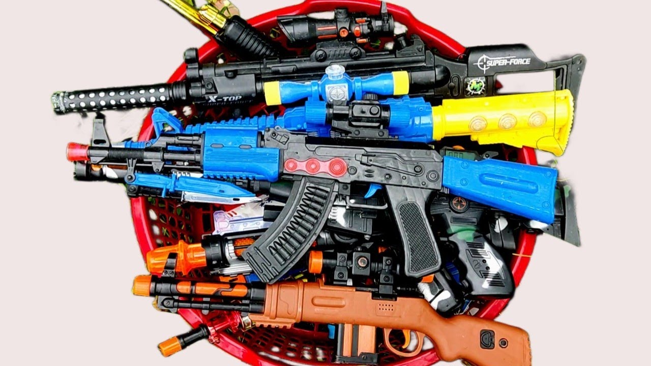 LOOKING FOR TOY GUNS, MACHINE GUNS, KAPTEN AMERIKA GUNS, SNIPER, SS2 ...