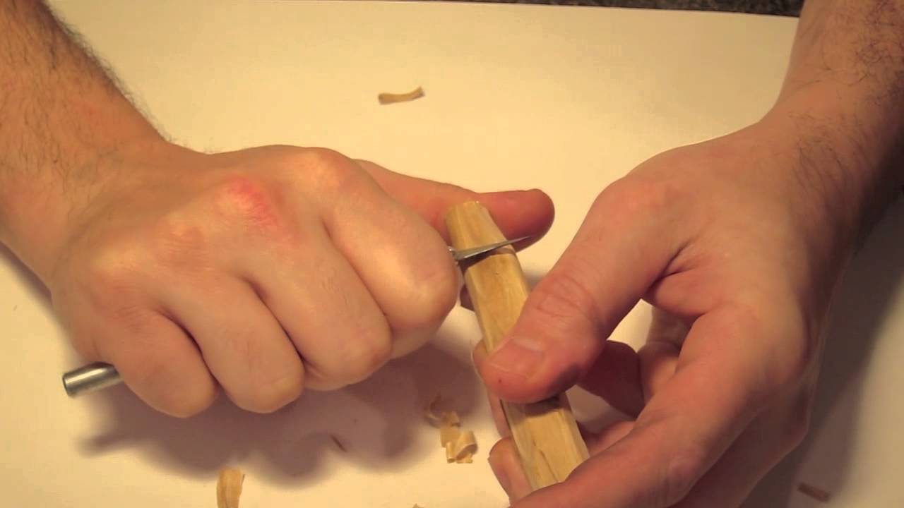 Learn How To Carve Wood in 60 Seconds - YouTube