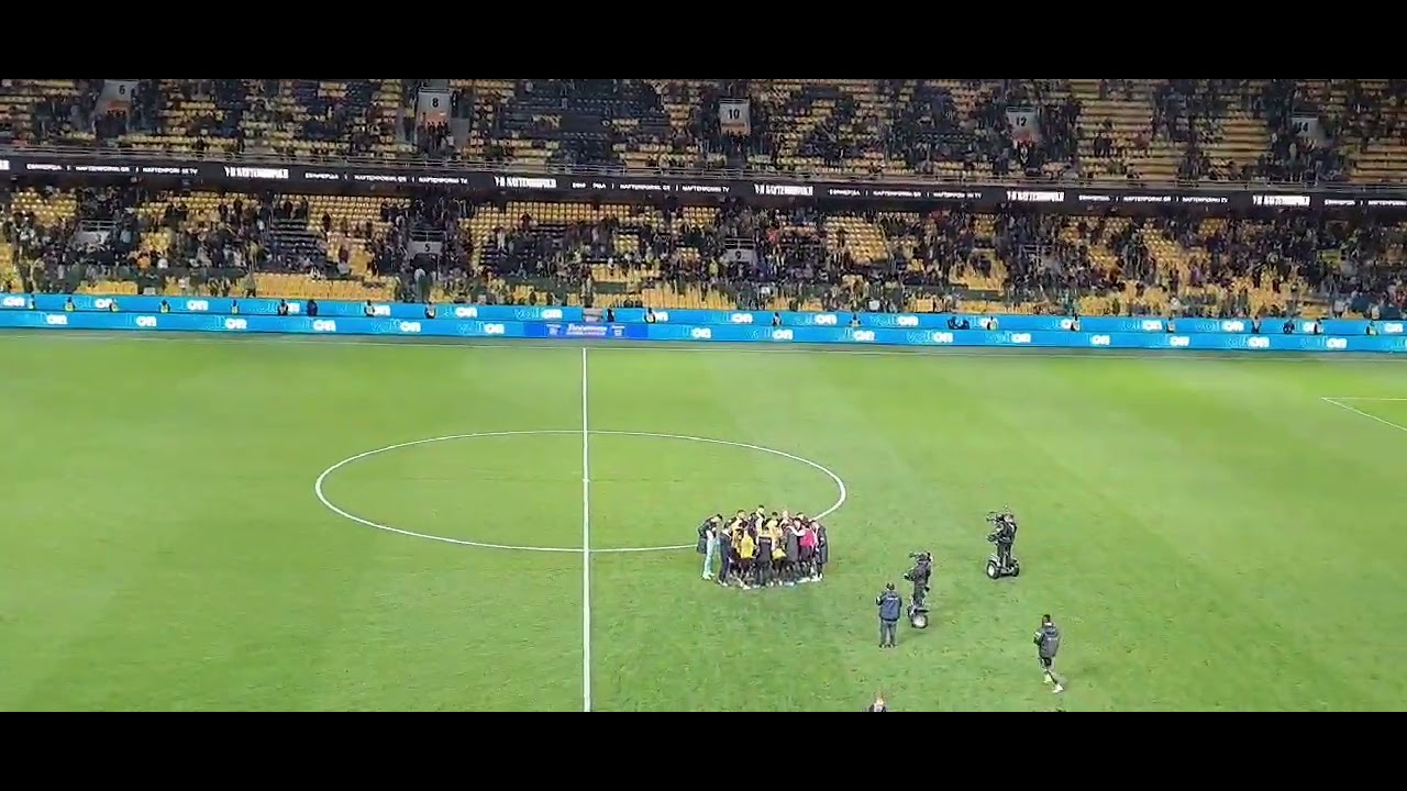 ΑΕΚ - Ολυμπιακός 0-2: Αποδοκιμασίες στη λήξη του κόσμου για τη νέα ήττα ...