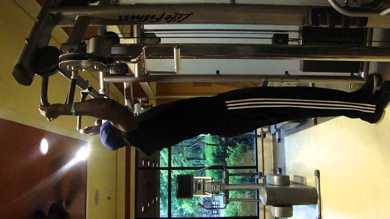 JOSH GUISE DOES 30 PULL UPS - YouTube