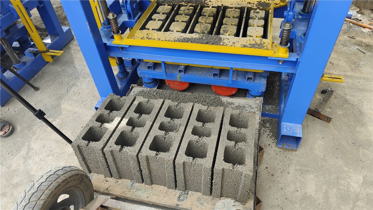cement hollow pot hourdis house roof slab block machine QT402 small ...