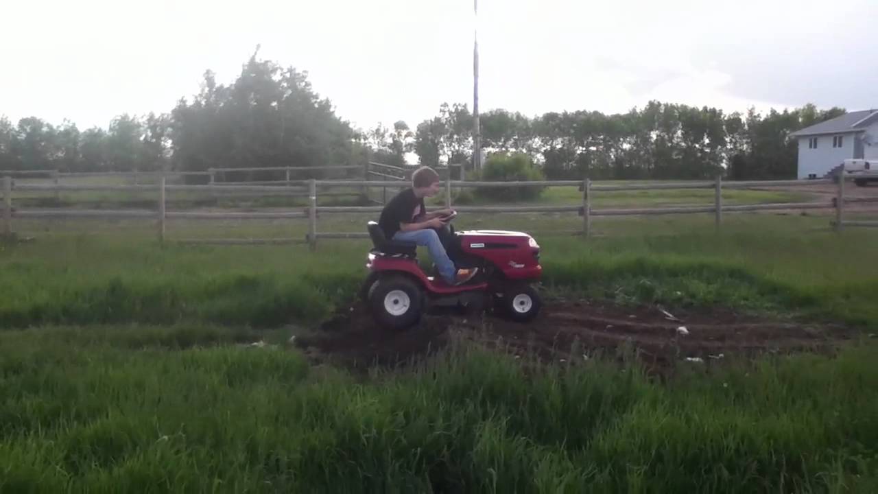Fail on lawn mower - YouTube