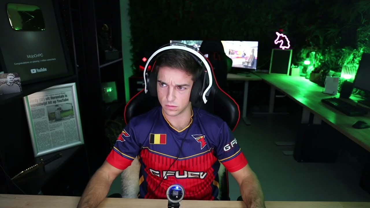 Rent Premium Skins For Just $14.99/M Only On LootBear - YouTube