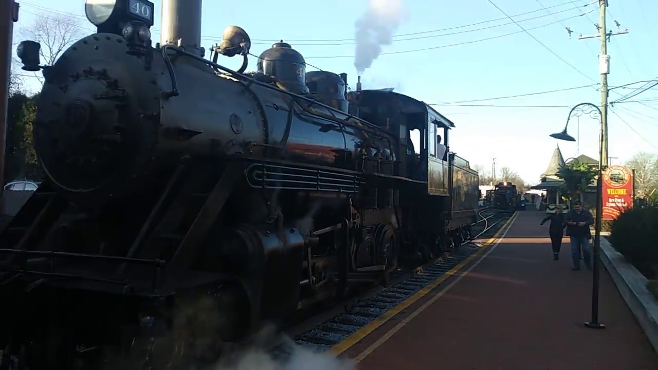 New Hope & Ivyland Railroad: The Santa Steam Spectacular With 2-8-0 #40 ...