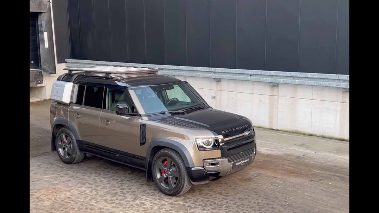 Defender P400e X with Explorer Pack, Gondwana Stone / Windstor Ebony ...