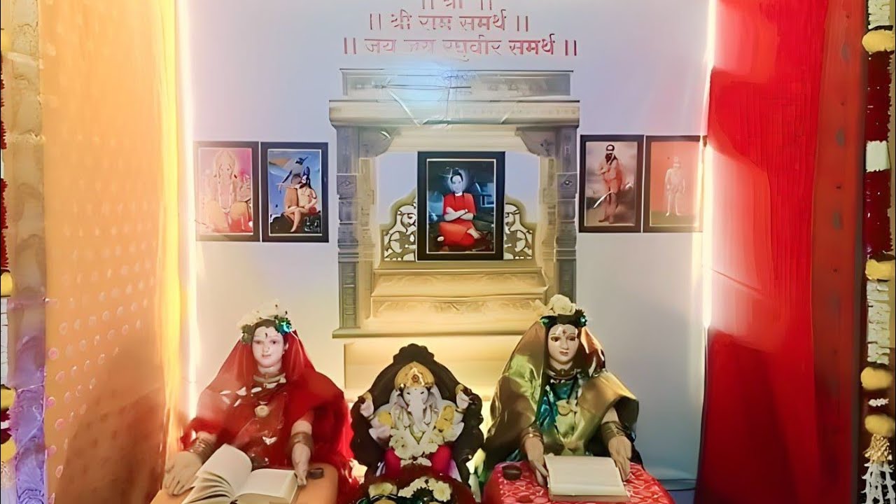 || Gouri Ganpati decoration || Samarth Baithak Adhishthan ||Jay jay ...