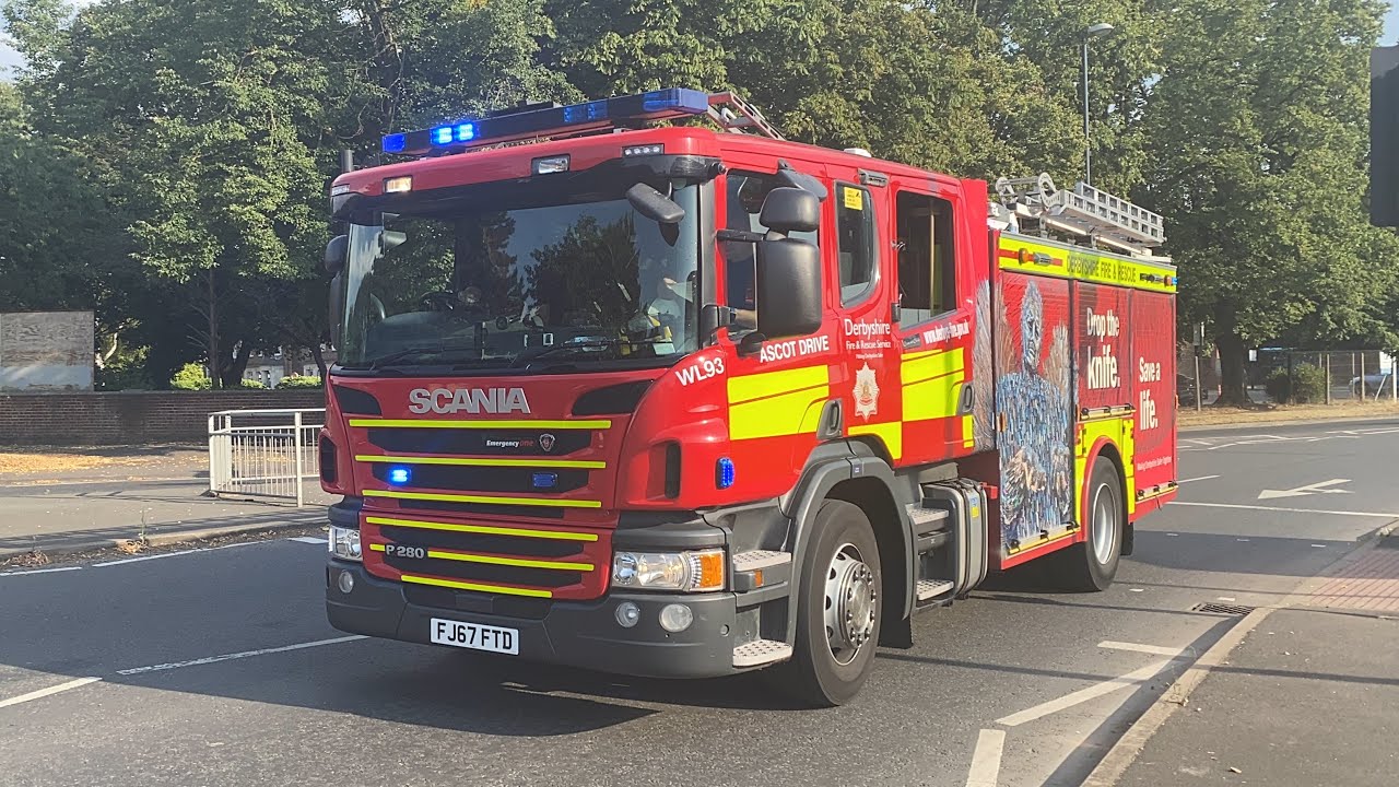 Ascot Drive Responding on Lights and Sirens - Derbyshire Fire and ...