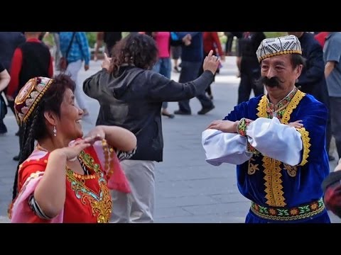 Uyghur dancing, Ürümqi, Xinjiang