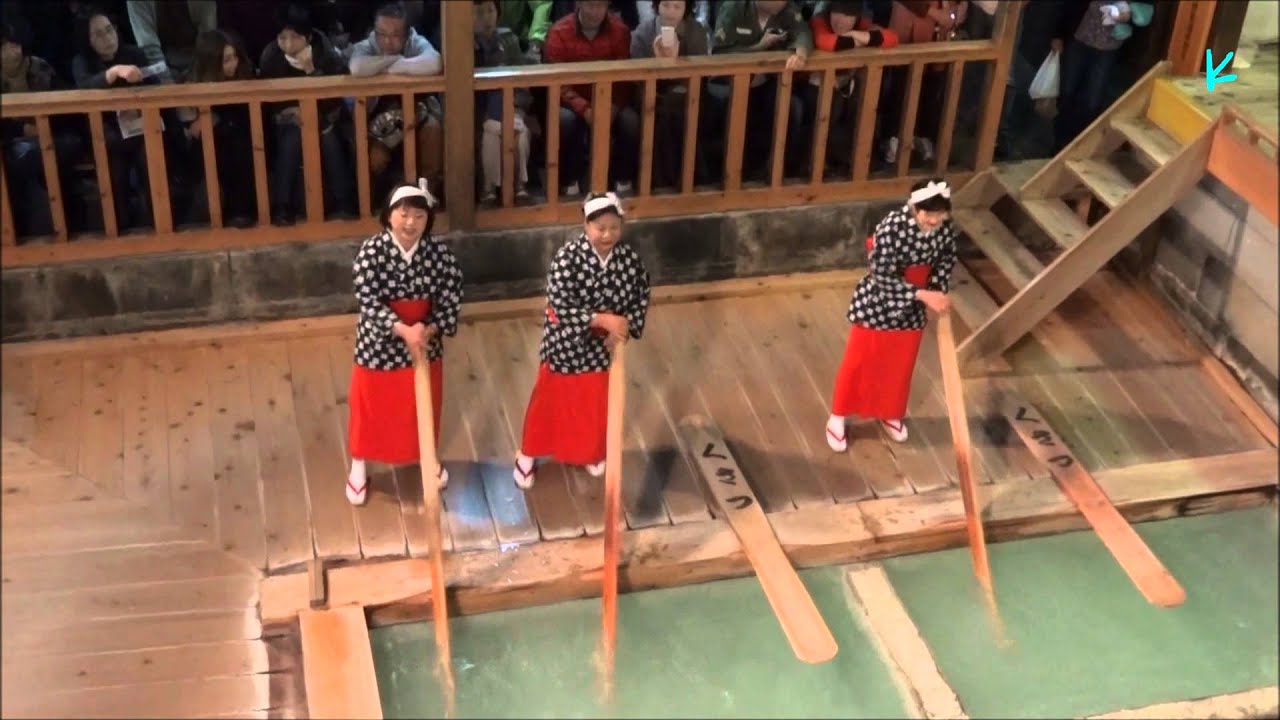 草津温泉 湯もみ (攪溫泉) Yumomi at Kusatsu Onsen - YouTube