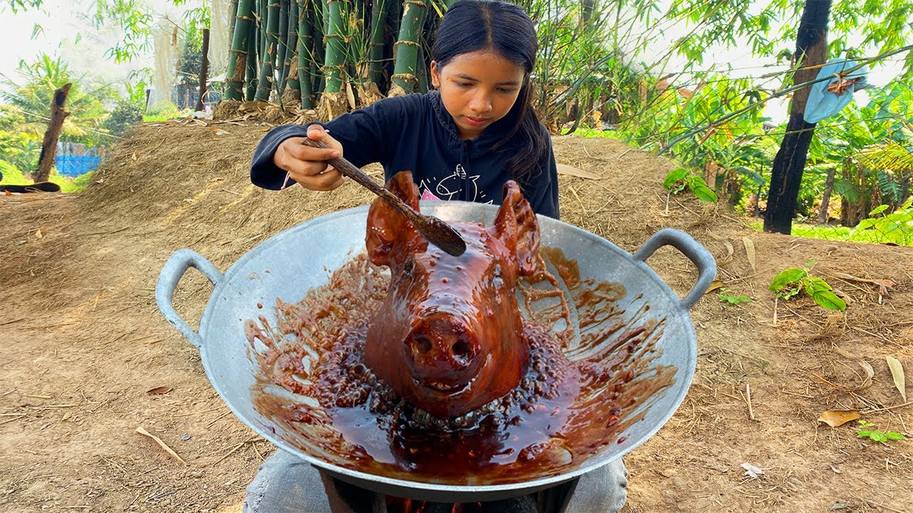 Mab Eating :The best recipe for pig head cooking / yummy pig head ...