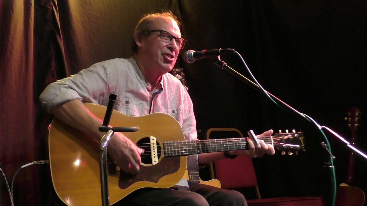 Dave Kelly plays Write Me A Few Lines - YouTube