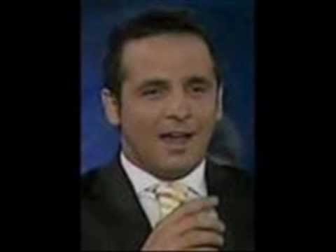 Nusret YILMAZ-Bana Bir Tatlı Haber Verdi Gülen Lebleriniz (MUHAYYER KÜRDİ)R.G.
