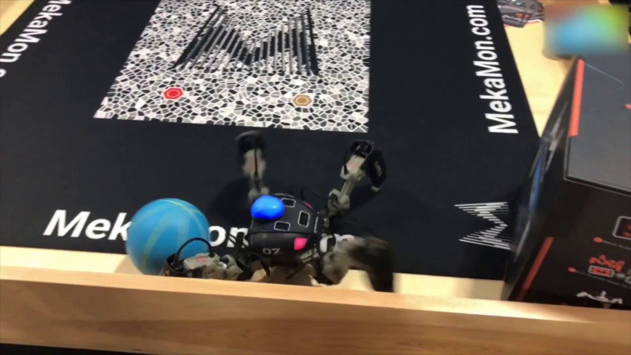 CES 2018: MekaMon AI powered Fighting Robot | Digit.in - YouTube