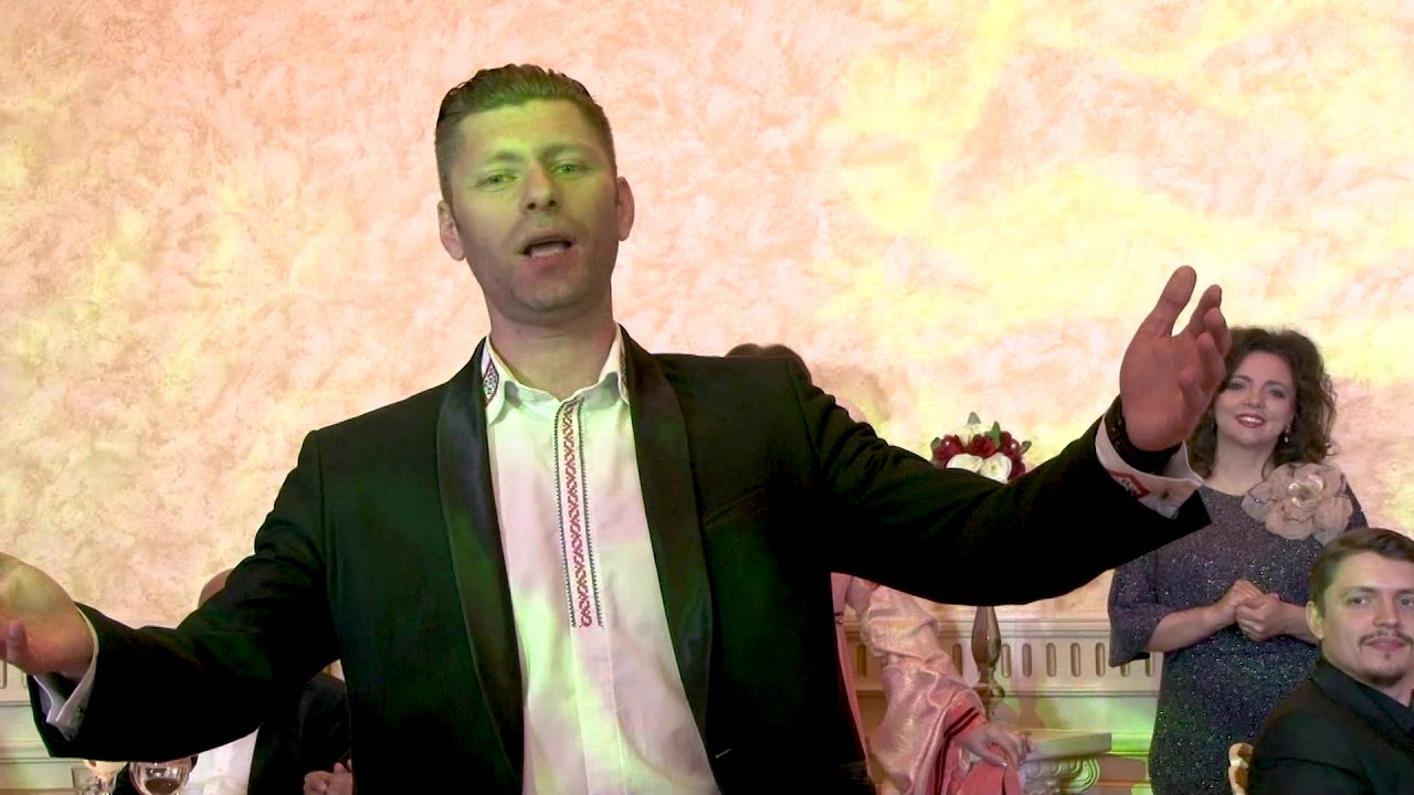 Ionut Manole - Mai toarna vin - YouTube