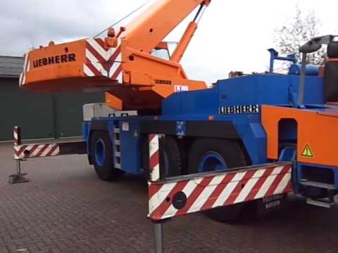 Liebherr LTM1040/1 - YouTube