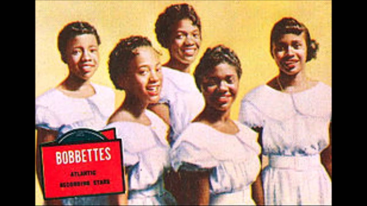 BOBBETTES - I CRIED - GALLIANT 1006 - 1960 - YouTube