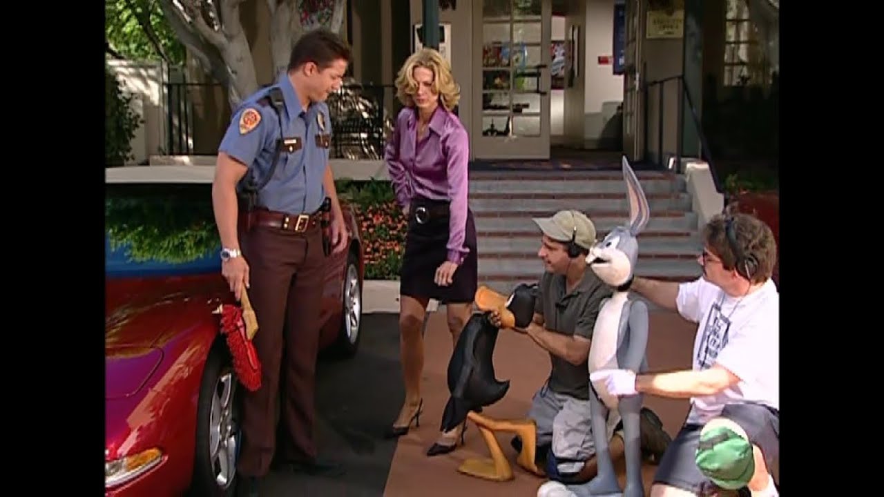 Bang, Crash, Boom // Special Effects Featurette // Looney Tunes: Back ...