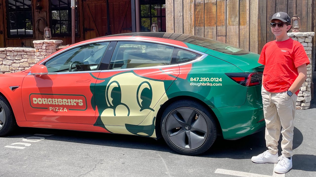 Well, I tried Doughbriks by David Dobrik 🍕| LA Vlog - YouTube