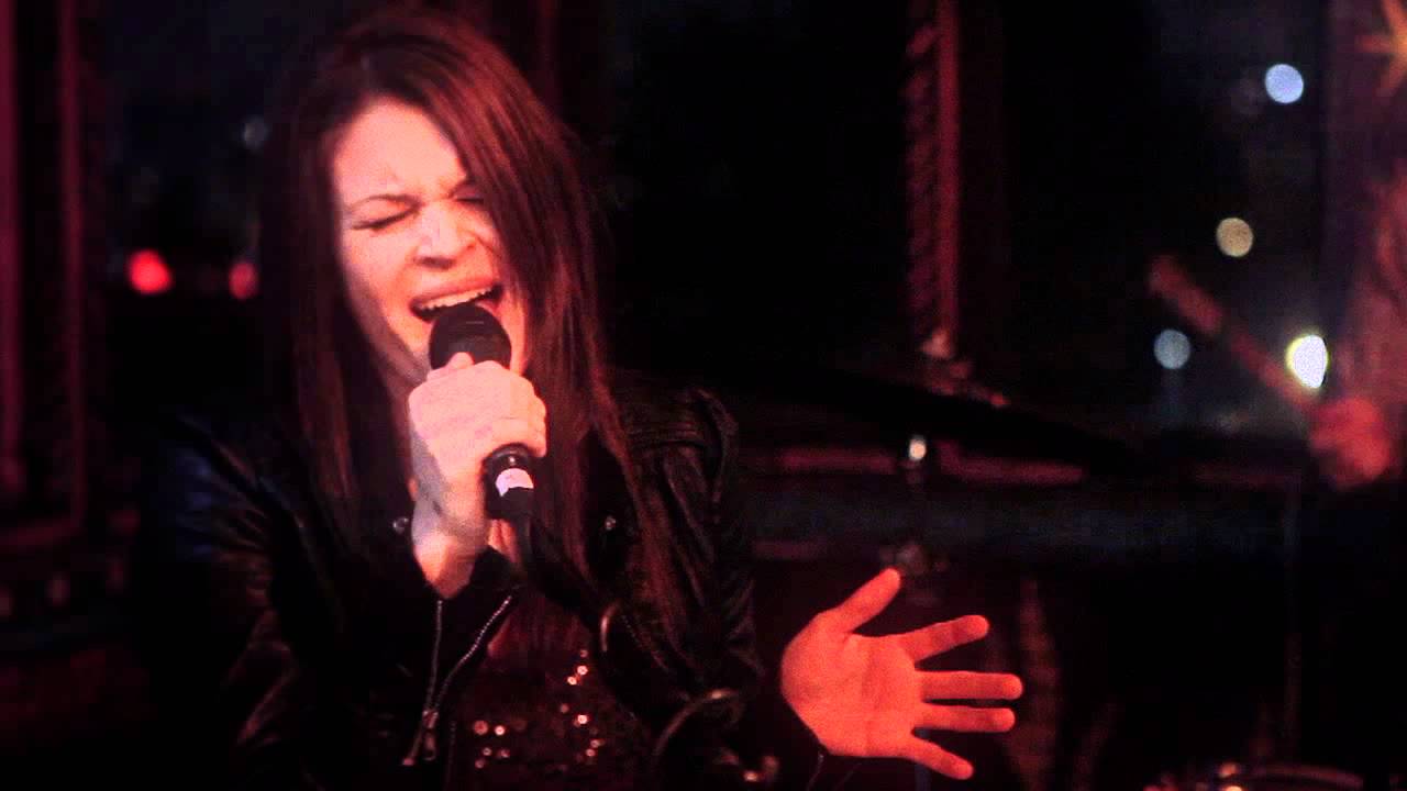 Mimi Page - Come What May - live at the House of Blues Voodoo Lounge ...