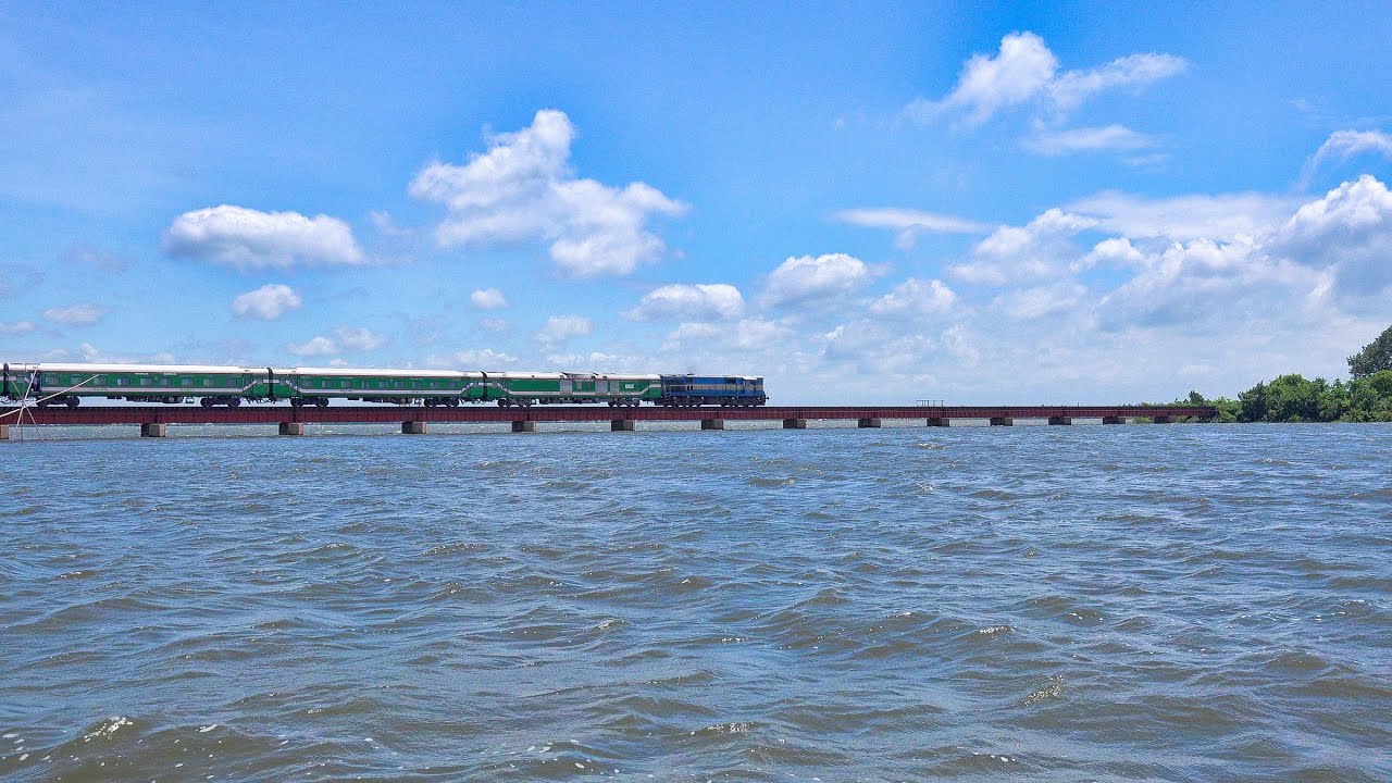 Sundarban Express Train in the middle of the biggest wetland Chalan ...