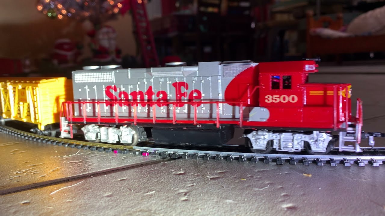 Life Like Santa Fe Ho Scale Train Sets - YouTube