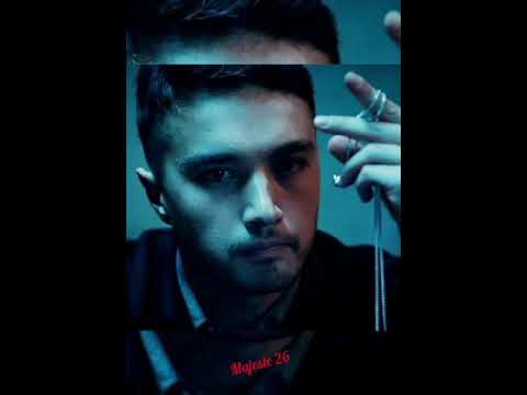 Burak Dakak / Fotojenik mi ?..