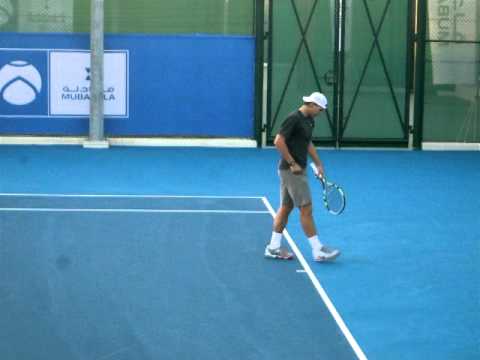 Rafael Nadal keepie uppies, Abu Dhabi