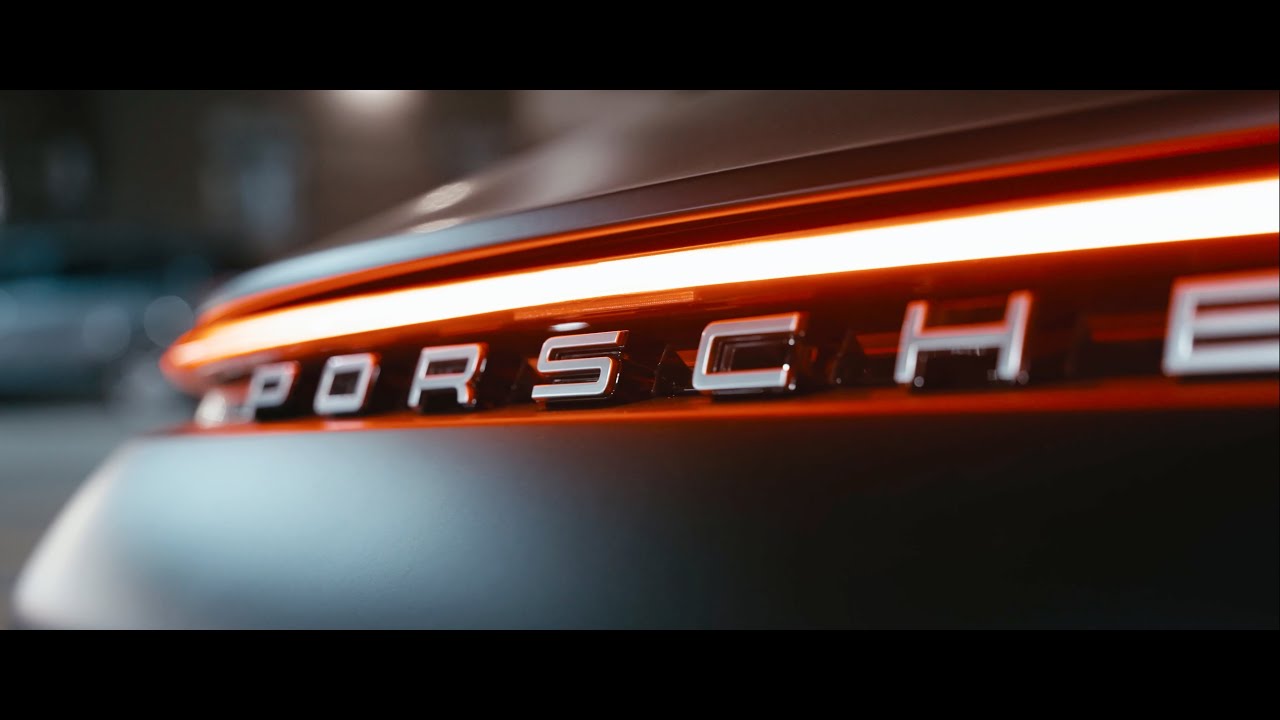 Wrapped Porsche 992.1 C2S - YouTube
